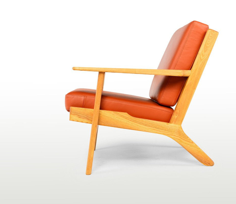 GE 290 Style Lounge Chair – Repro